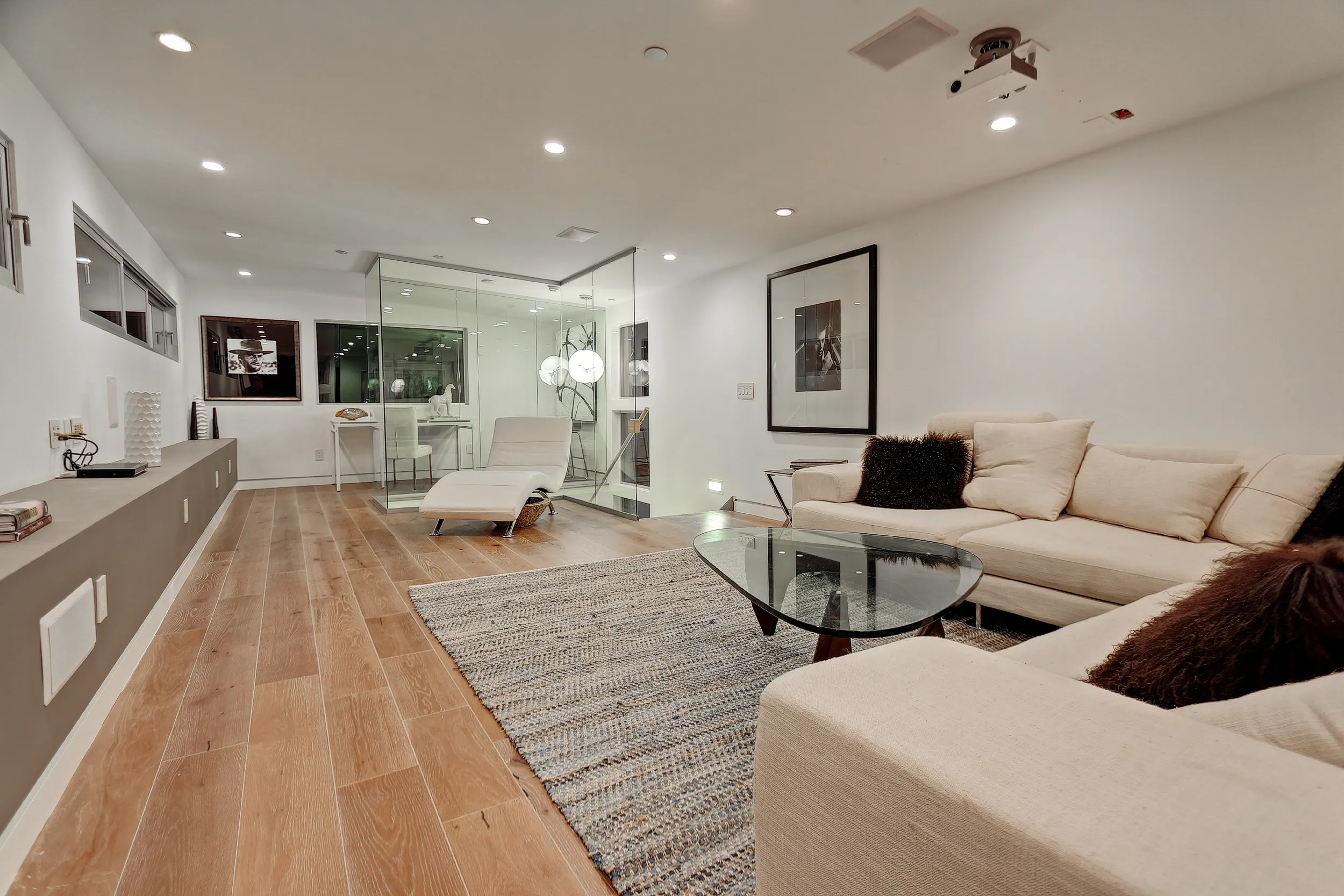 Custom Modern Home Design – Bossage Homes